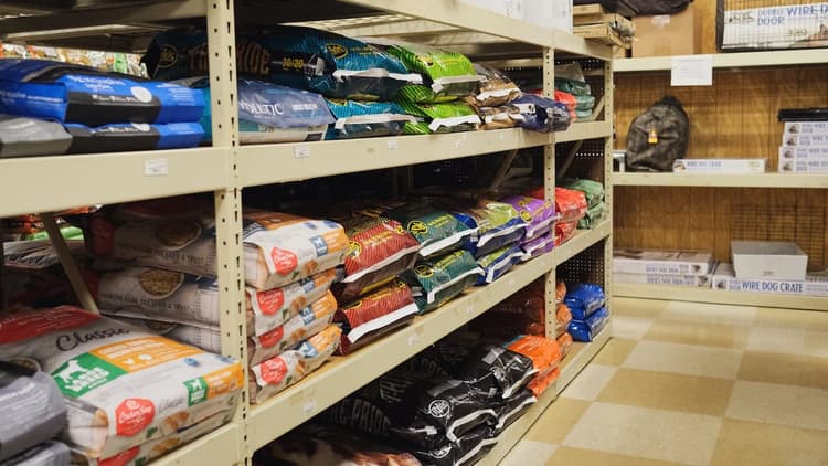 Feed & Seed | Anderson's General Store